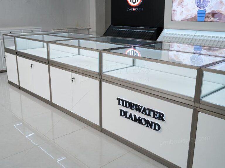 Complete Watch Shop Fit Out with Custom Display Cabinets - USA - Penbo ...